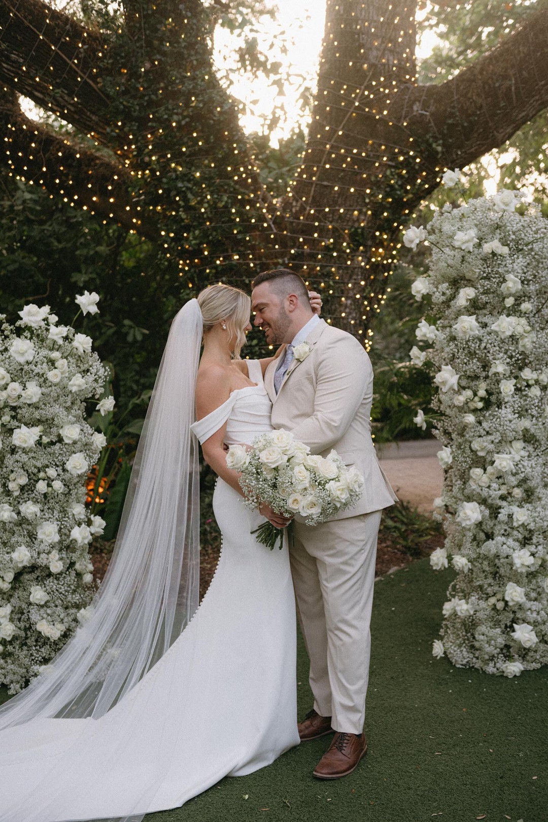 Long Cathedral Wedding Veil With Comb, Modern Romantic Vale, Raw Edge ...