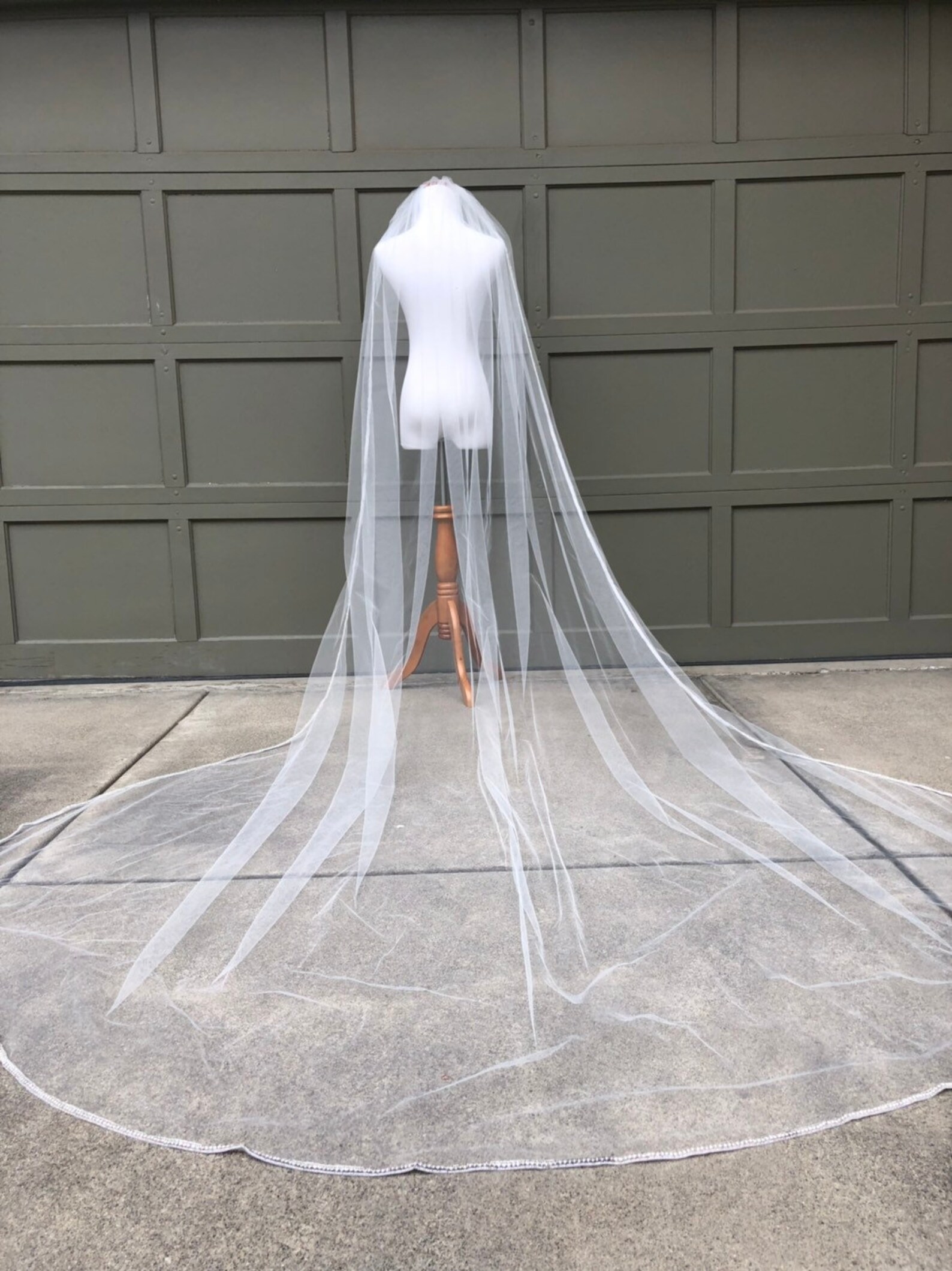 Crystal Cathedral Beaded Wedding Veil With Rhinestones Crystal Trimmed ...