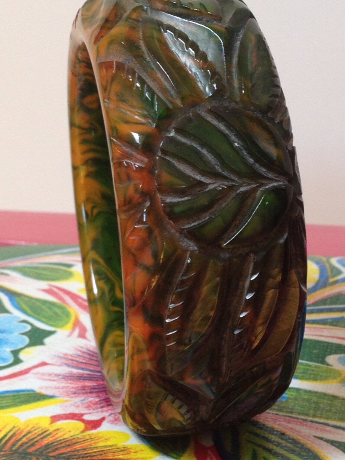 Bakelite Bangle Green Yellow Flower Carved Large End of Day - Etsy