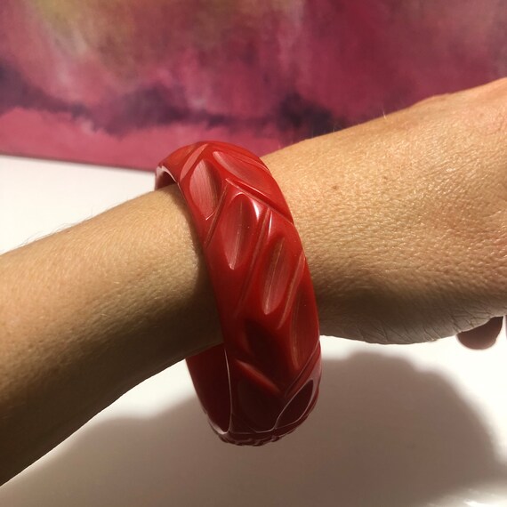Bakelite Red Carved Rare Bangle - Gem
