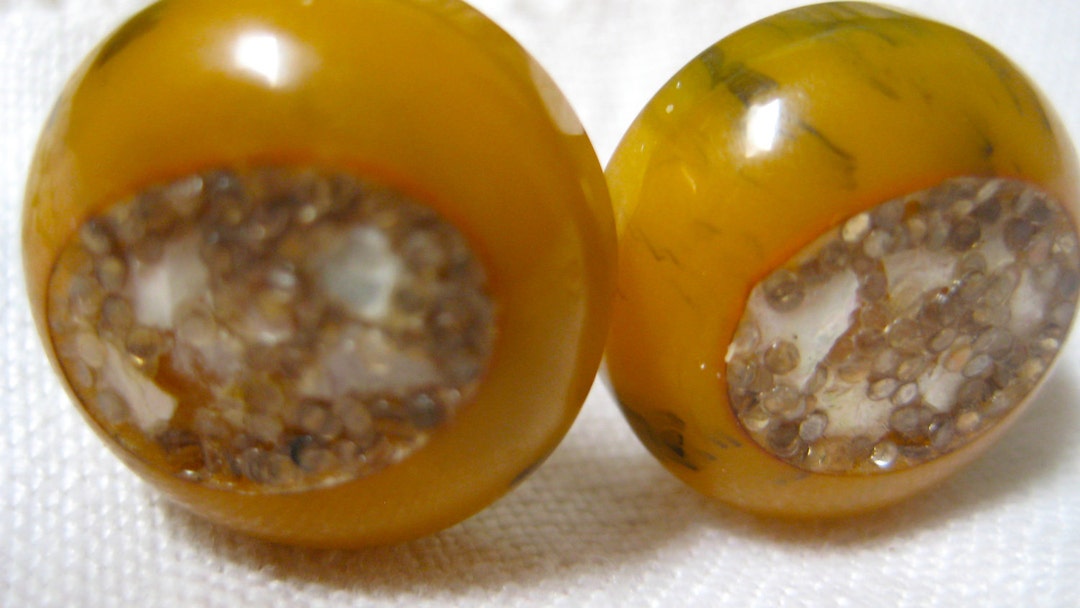 Yellow Bakelite With Inlaid Confetti Screwback Earrings - Etsy