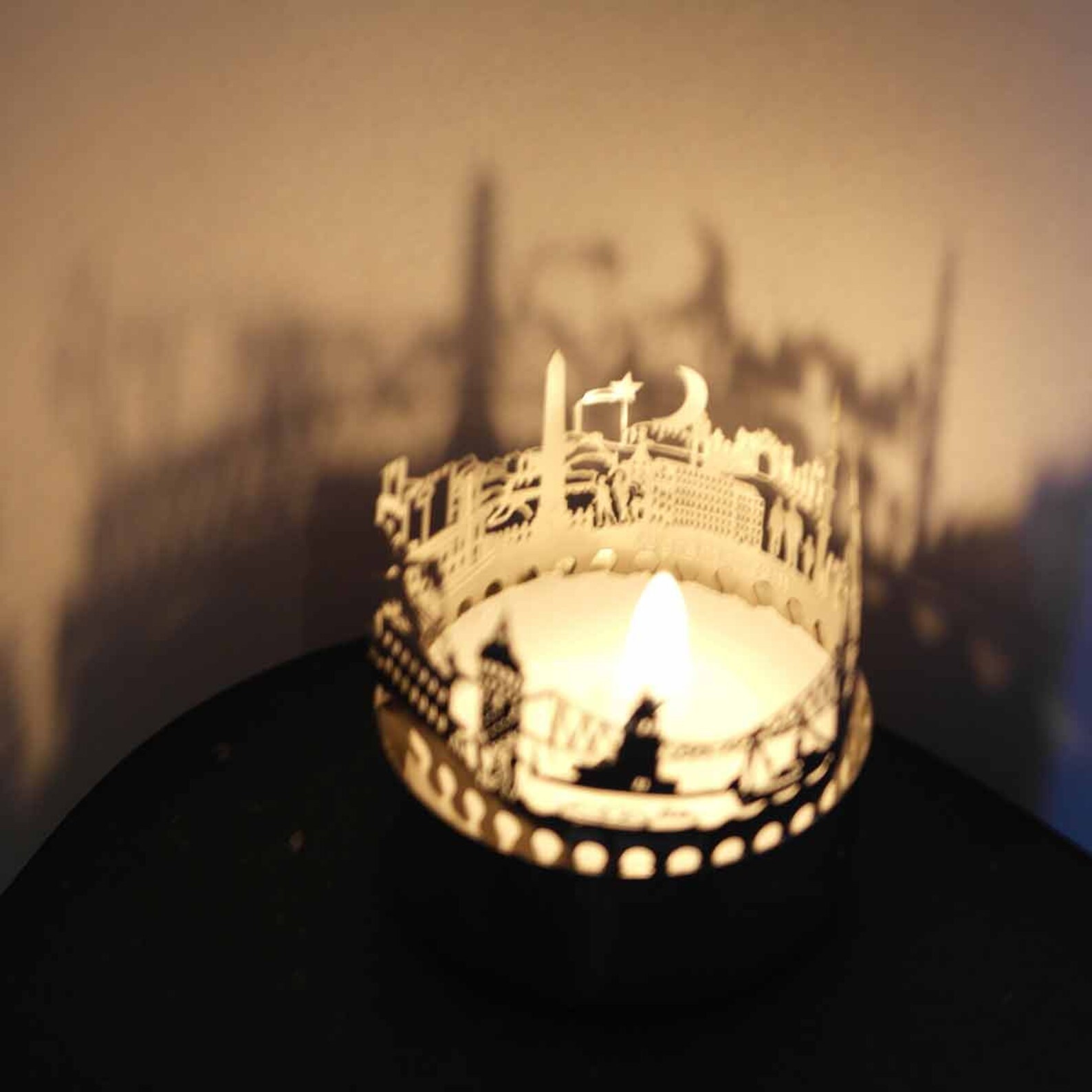 Istanbul Skyline Shadow Play: Captivating Candle Attachment, Perfect ...