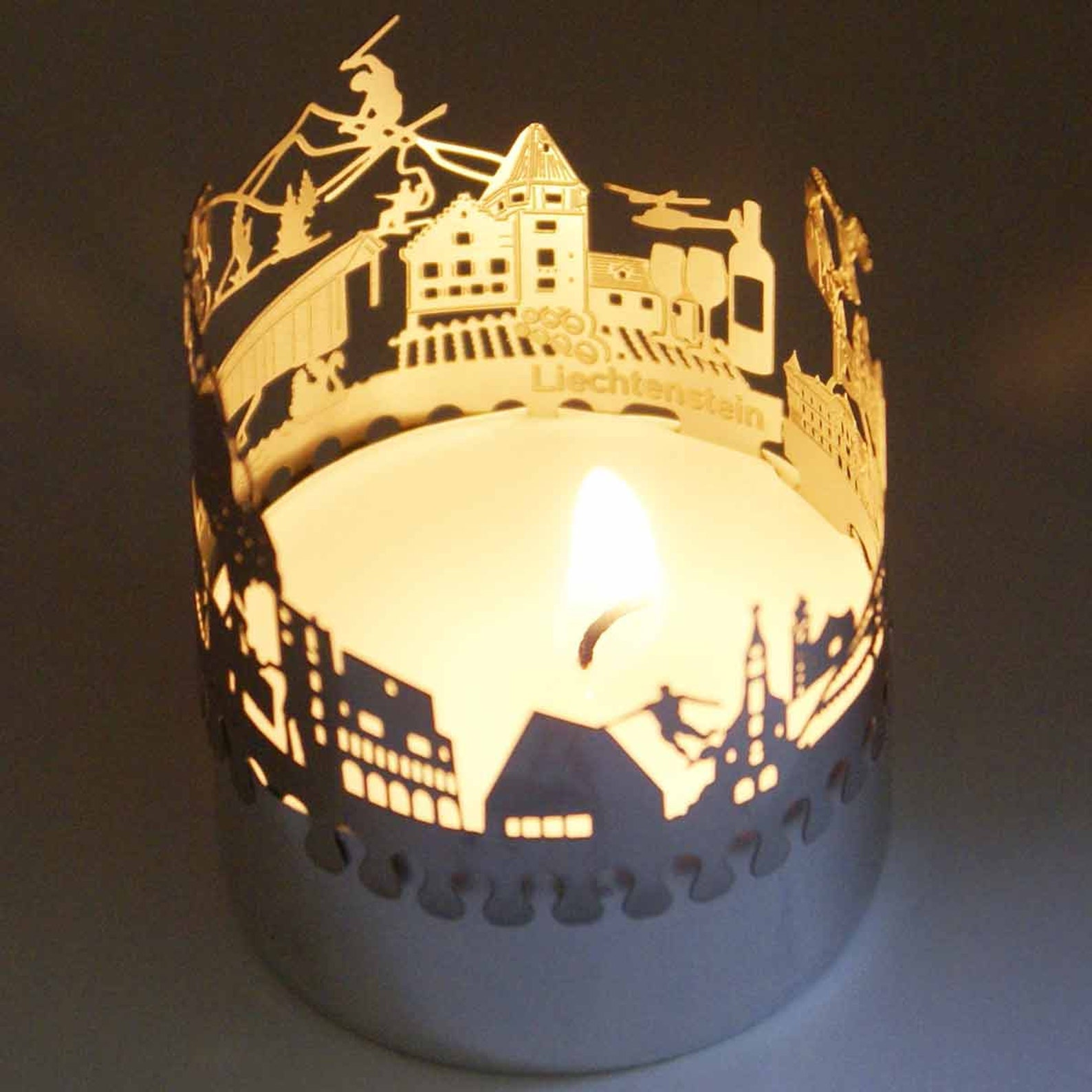 Liechtenstein Skyline Shadow Play - Beautiful Souvenir Gift for Fans ...