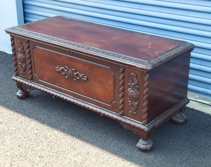 Lane Cedar Chest Hope Trunk 1930s Vintage Fancy TLC for Pickup - Etsy