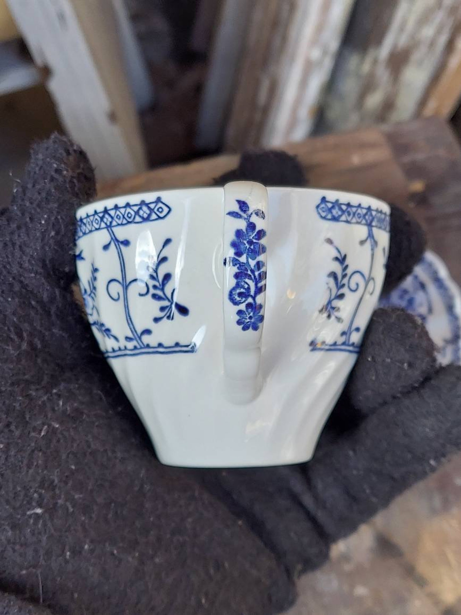 Indies Pattern Johnson Brothers Tea Cups and Saucers - Etsy