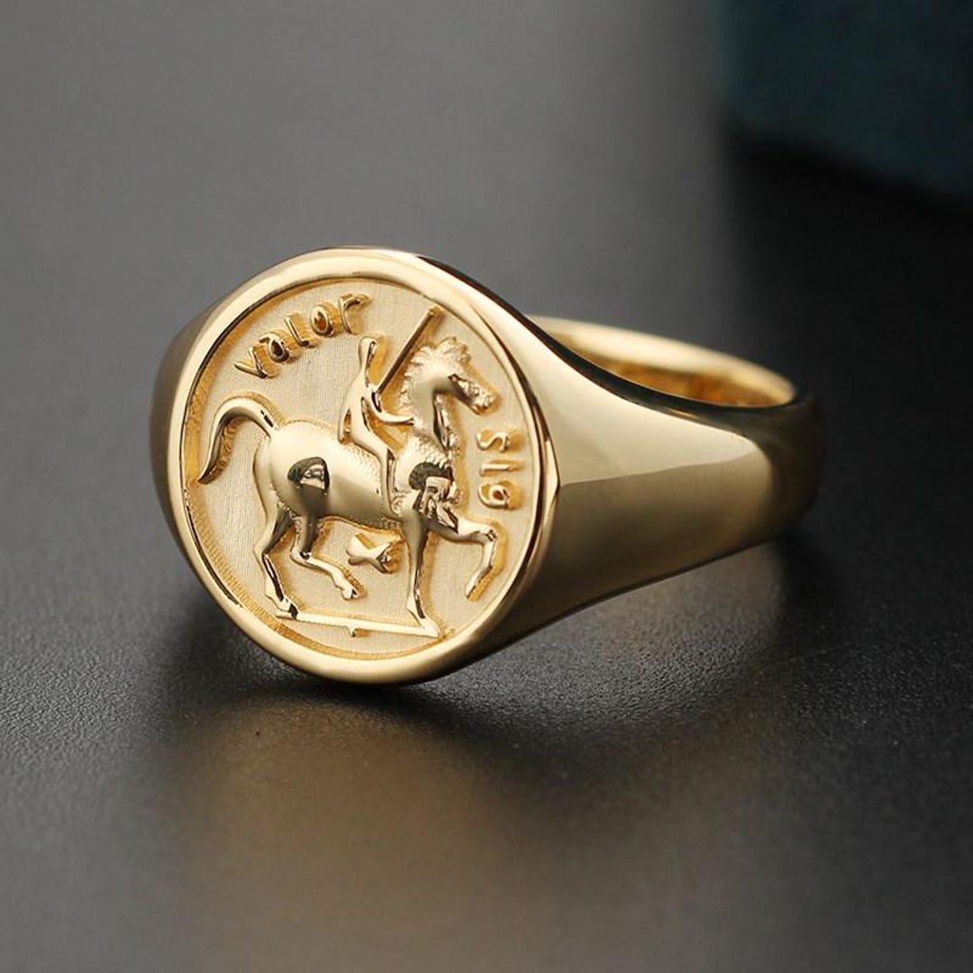 Knight's Crest Ring, 18K Gold Mens Pinky Ring, Custom Medieval Seal ...