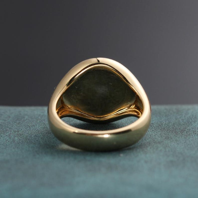 10K Gold Family Crest Signet Ring, Engraved Noble Mens Jewelry - Etsy