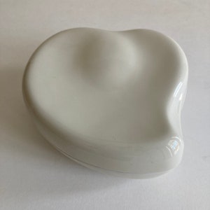 Elsa Peretti for Halston Ceramic Heart Shaped Box Trinket Box Ring Dish ...