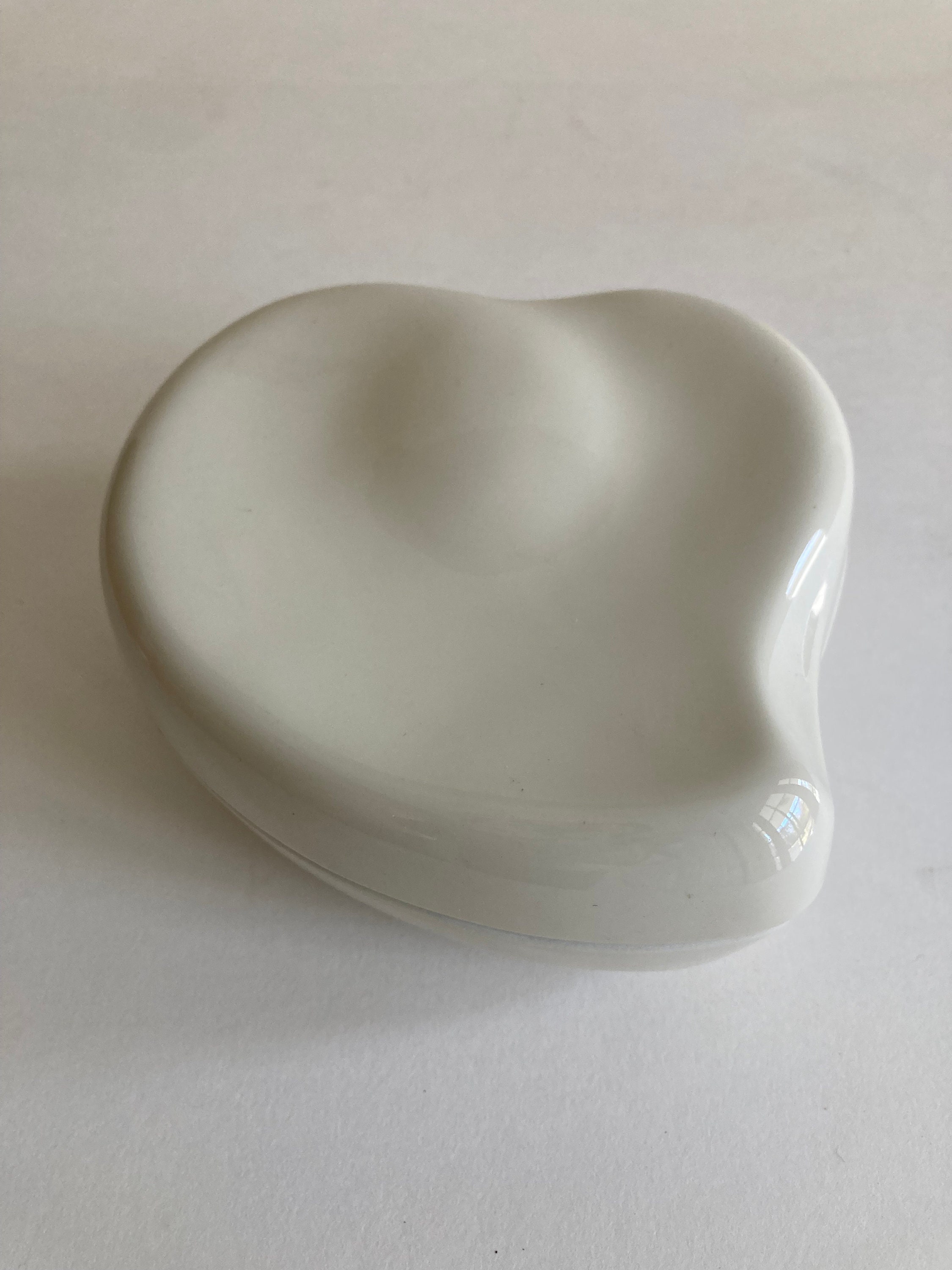 Elsa Peretti for Halston Ceramic Heart Shaped Box Trinket Box Ring Dish ...