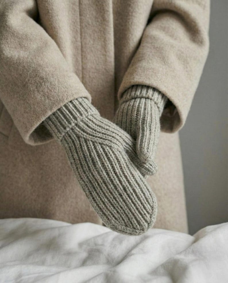 Alpine Rib Mittens Knitting Pattern PDF Instructions for Experienced ...