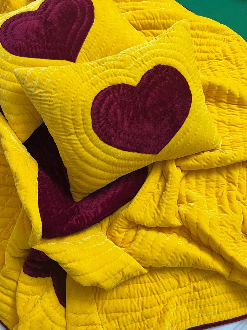 Velvet Heart Quilted Blanket, Hand-stitched Cozy Throw, Love Theme Home ...