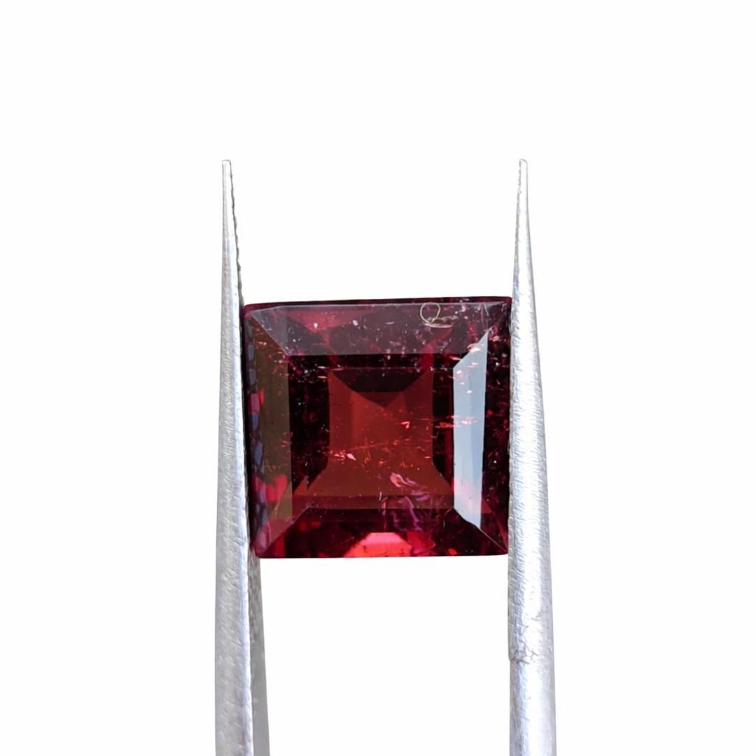Emerald Cut Wine Red Garnet | Natural Loose Gemstone (4.60ct, 9x9x6mm ...