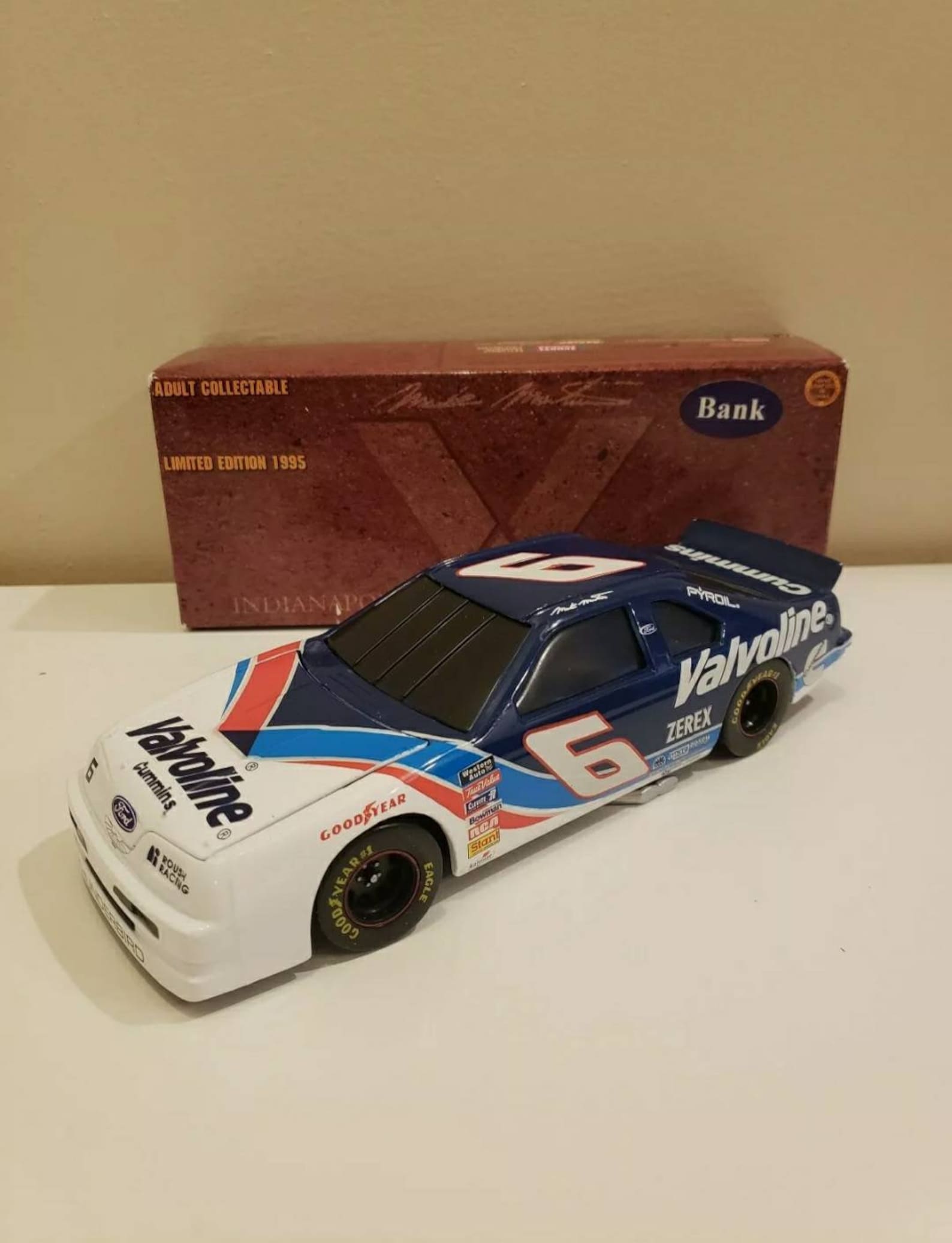 1995 Mark Martin 6 Valvoline 1/24 Scale Nascar Diecast Bank | Etsy