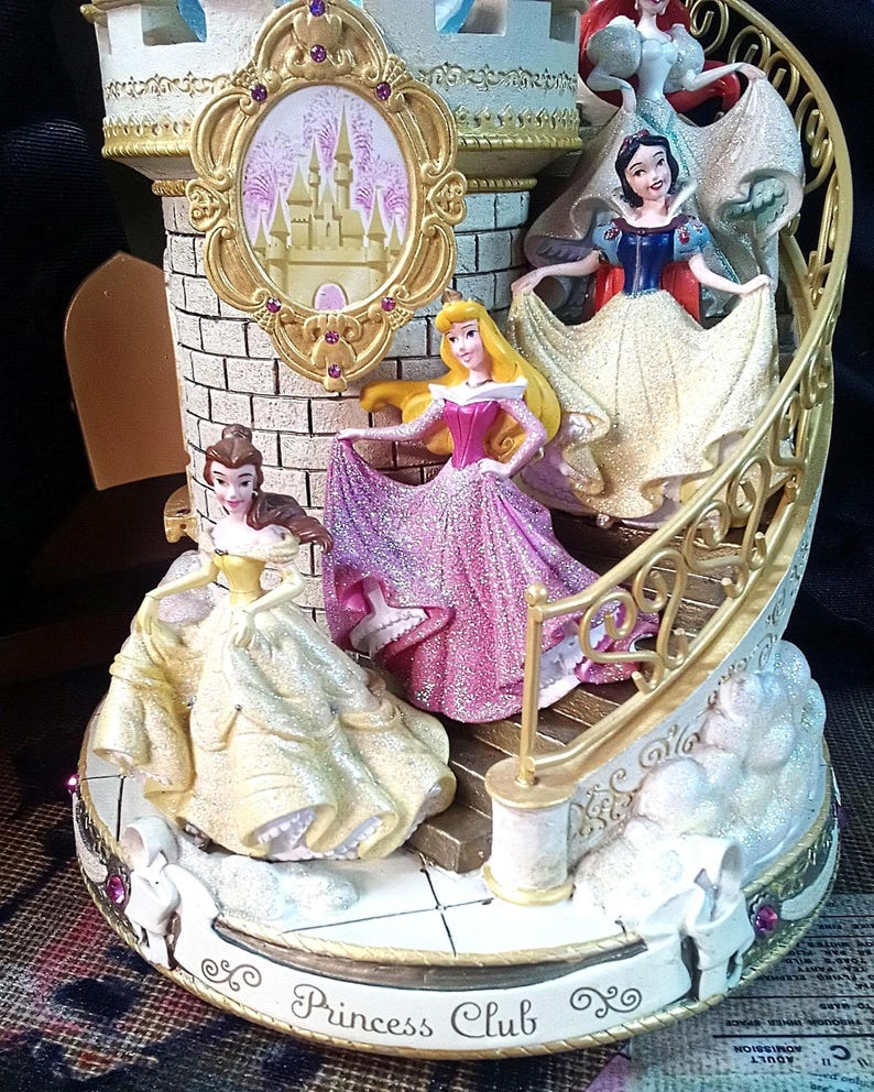 The DISNEY Princesses Globe ~ Wind Music. - Etsy