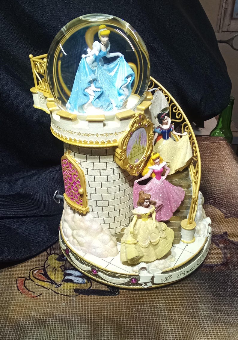 The DISNEY Princesses Globe ~ Wind Music. - Etsy