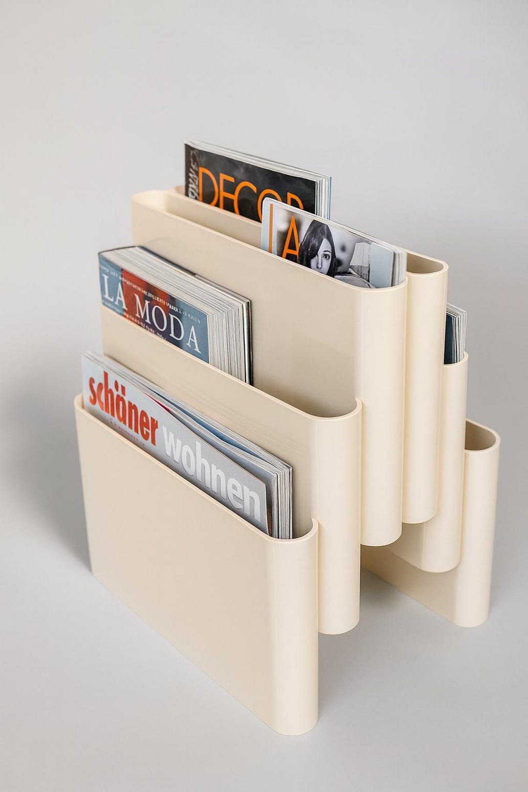 Mid-century Modern 6-tier Magazine Rack: Retro Abs Plastic Cascade ...