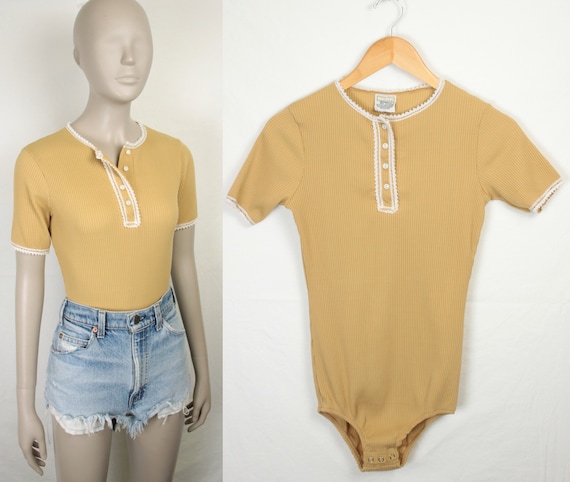 70s ribbed bodysuit // short sleeve henley - Gem