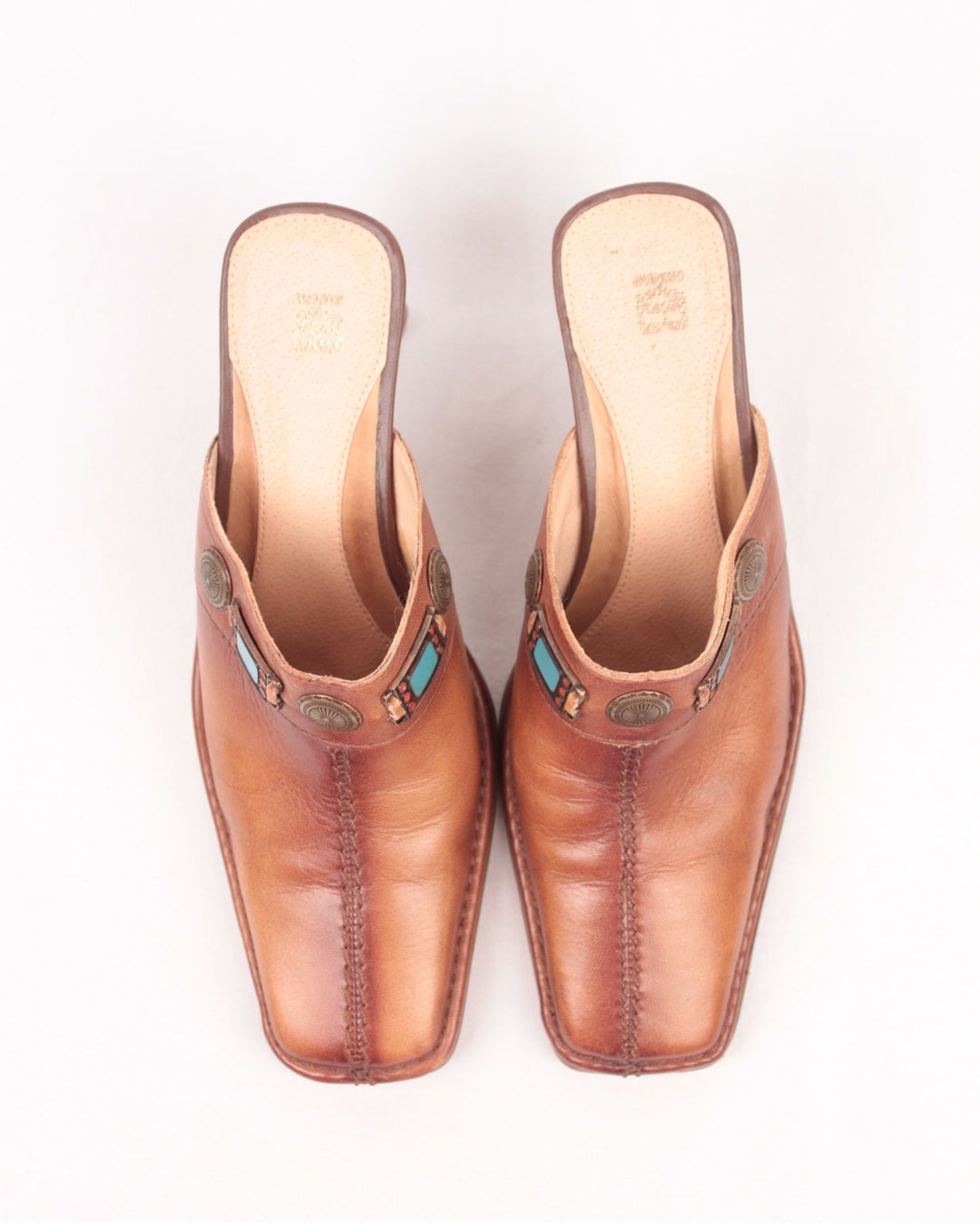 Brown Leather Mules // Southwestern Accents // Sz 6 - Etsy