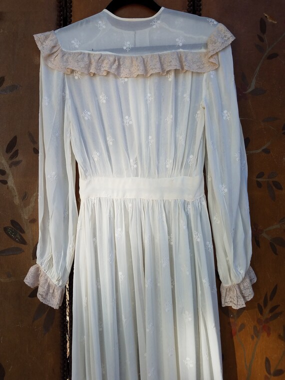 40s sheer ivory embroidered floor length dressing go… - Gem