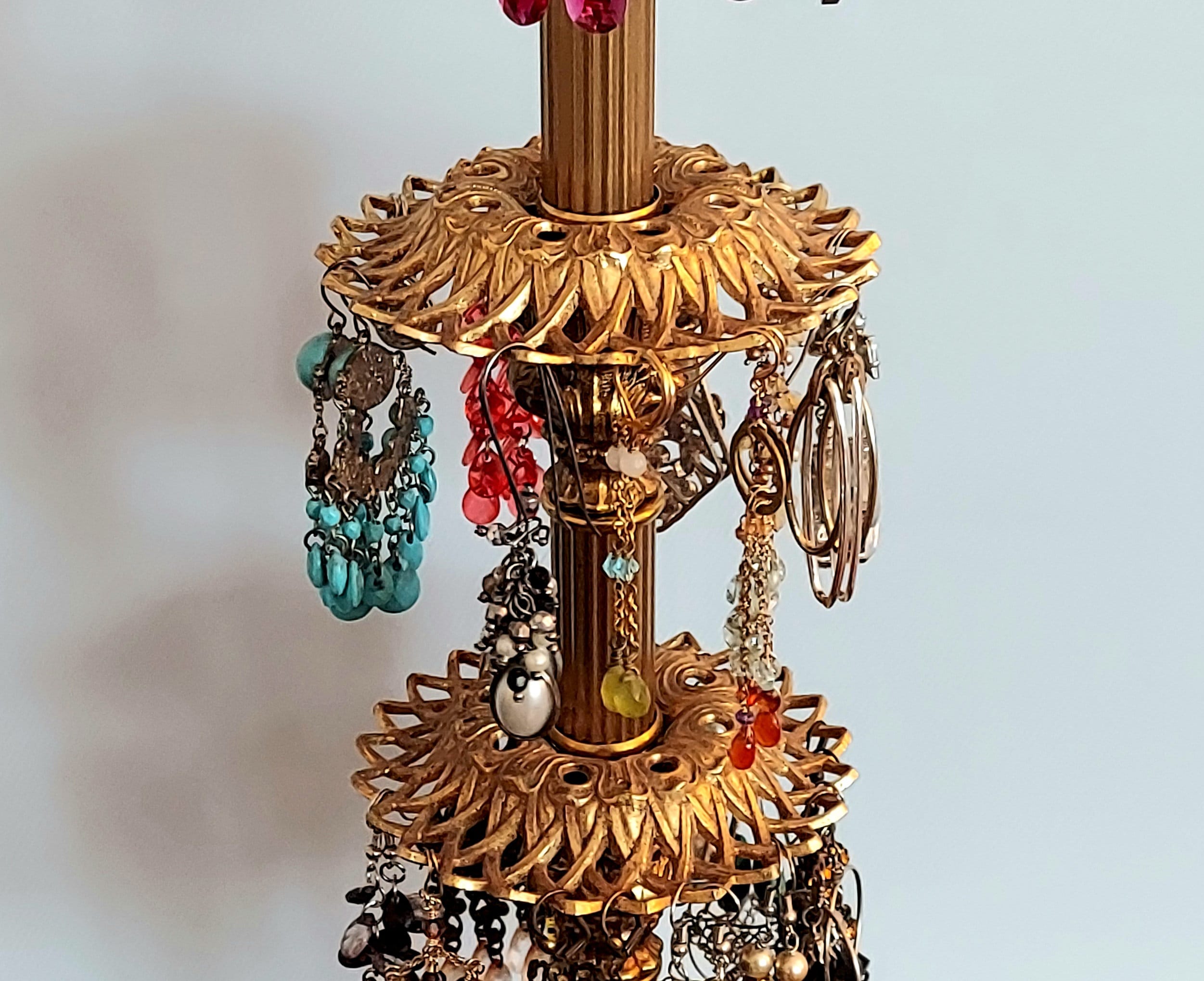 FABULOUS Revolving 72 Pair Earring Holder from Vintage Hollywood ...