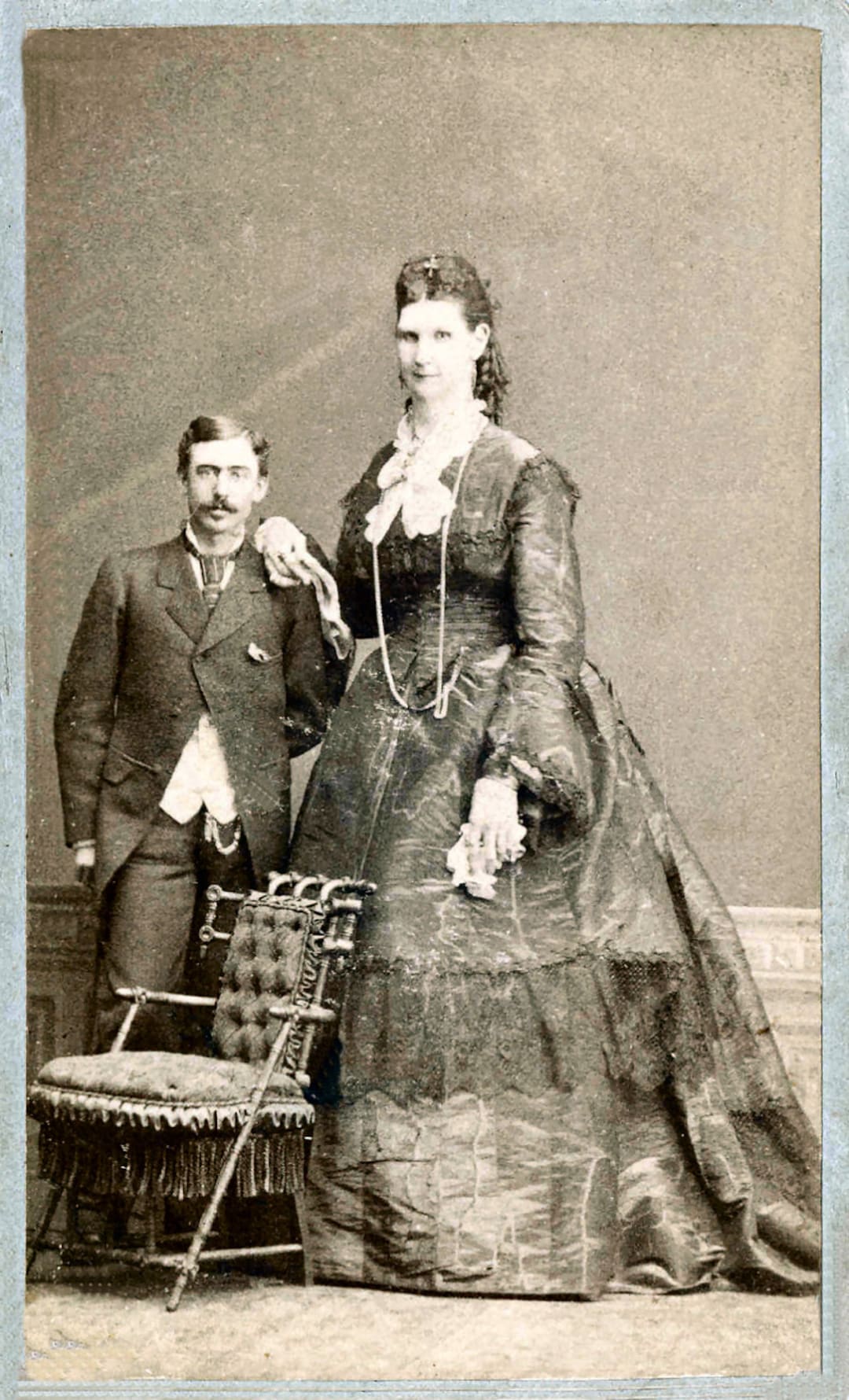 Giant Woman and Man 1800s Circus Vibrant Colors 11 X 17 Reproduction ...