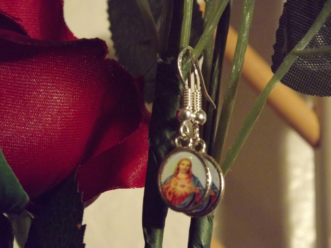 Sacred Heart of Jesus Earrings Silver Tone - Etsy