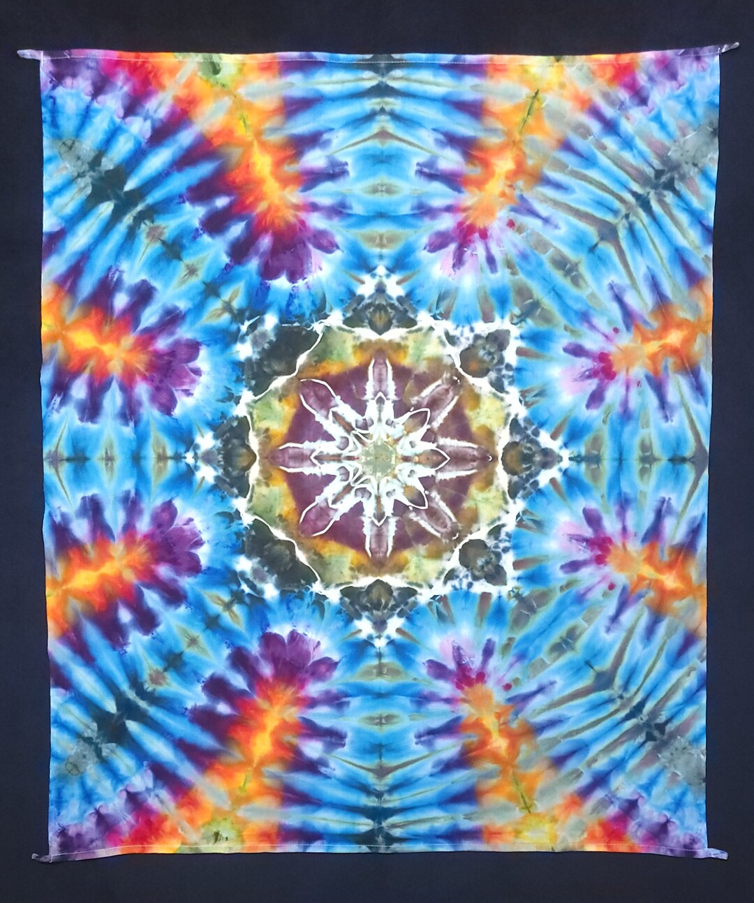 35"×42" Tie Dye Tapestry With Loops in the Corners for Hanging - Etsy