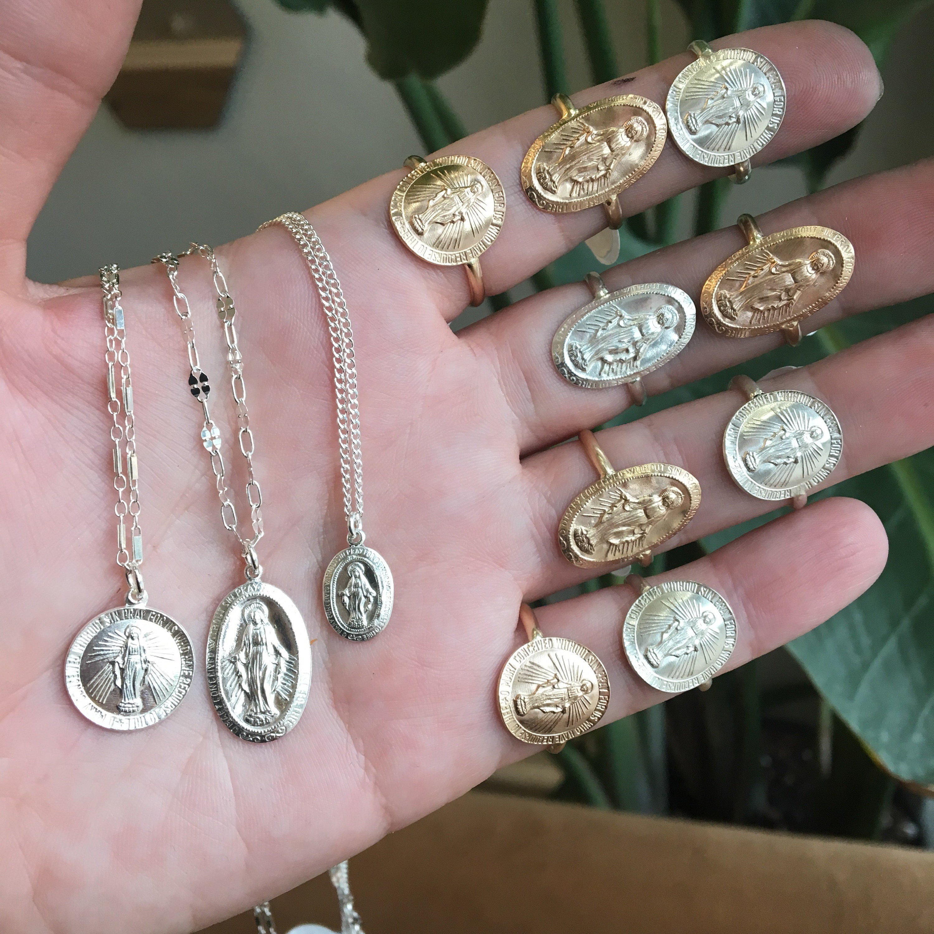 Gold Virgin Mary Ring, 14K Gold Filled Miraculous Medallion Coin Ring ...