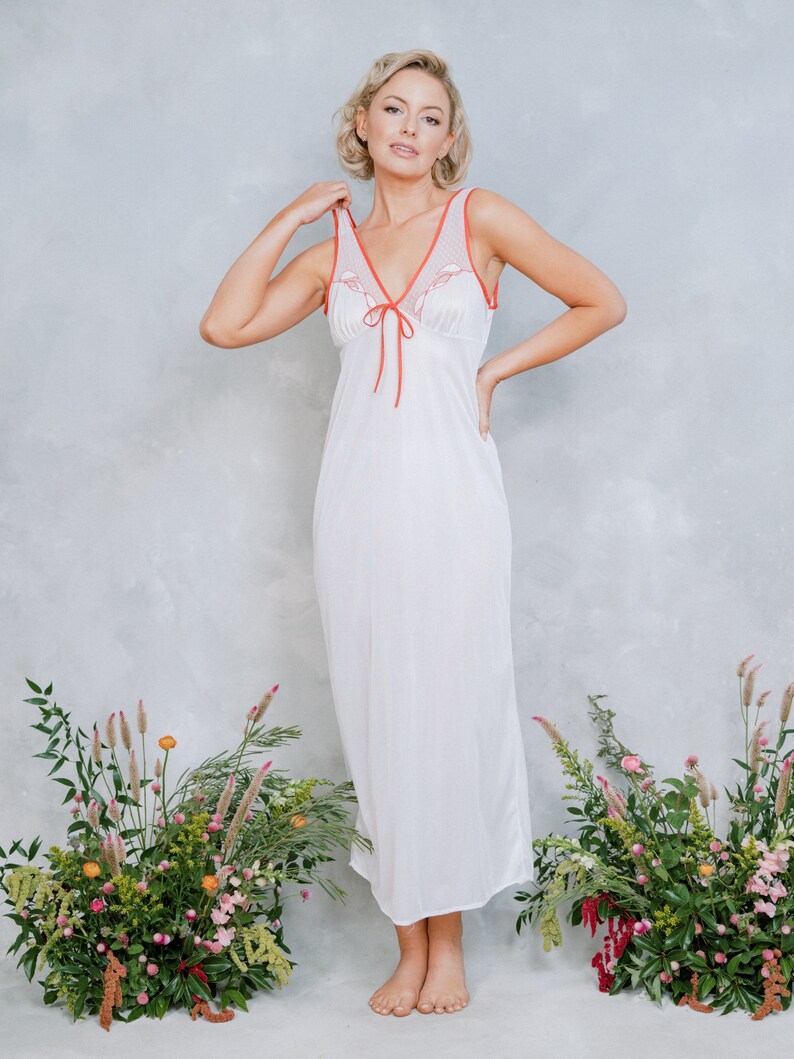 Vintage 60s 70s White Red Mesh Sheer Bow Tie Boudoir Lingerie Nightgown ...