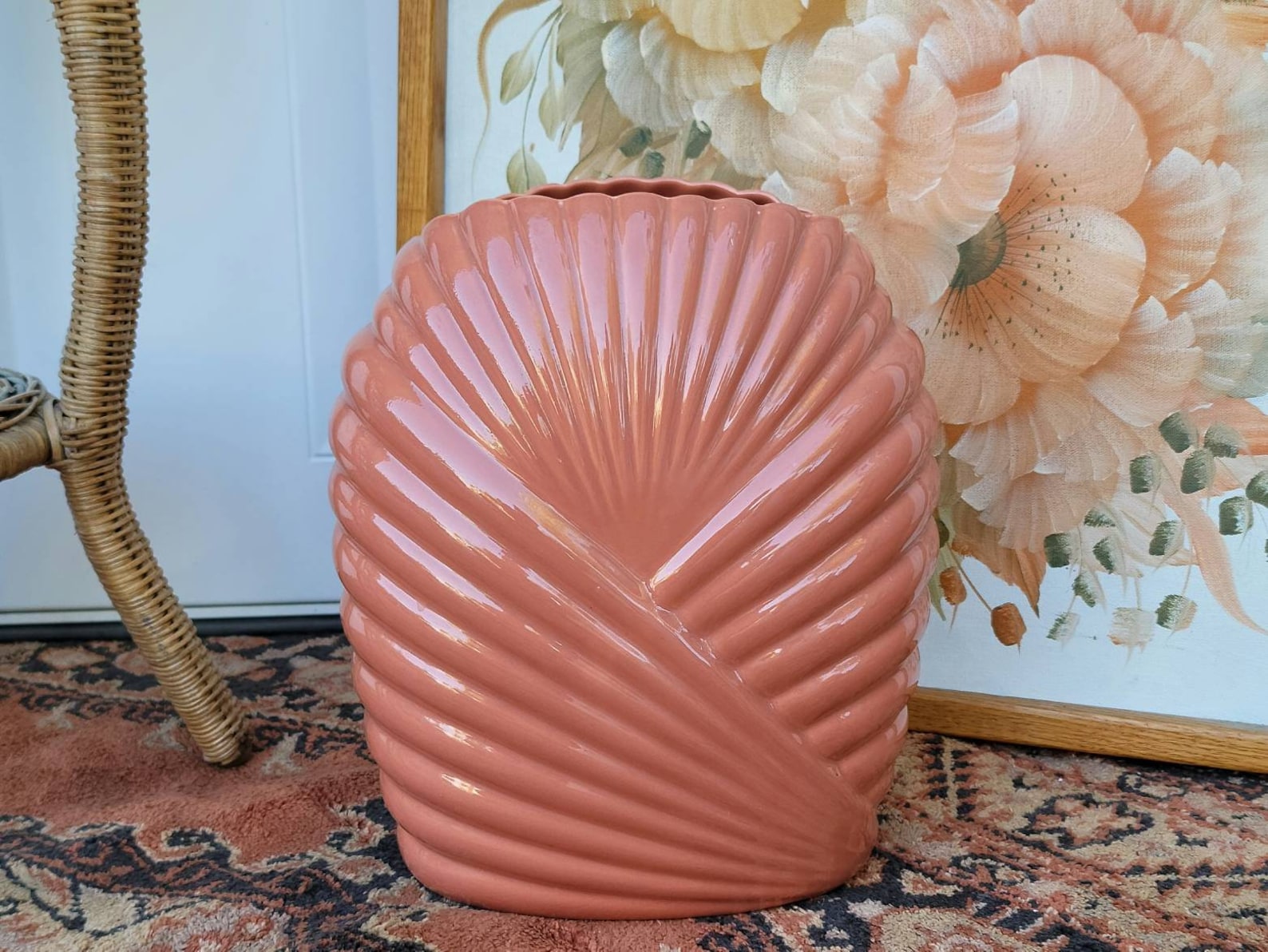 80s Mauve Vase With Draped Pattern and Scalloped Edges | Etsy
