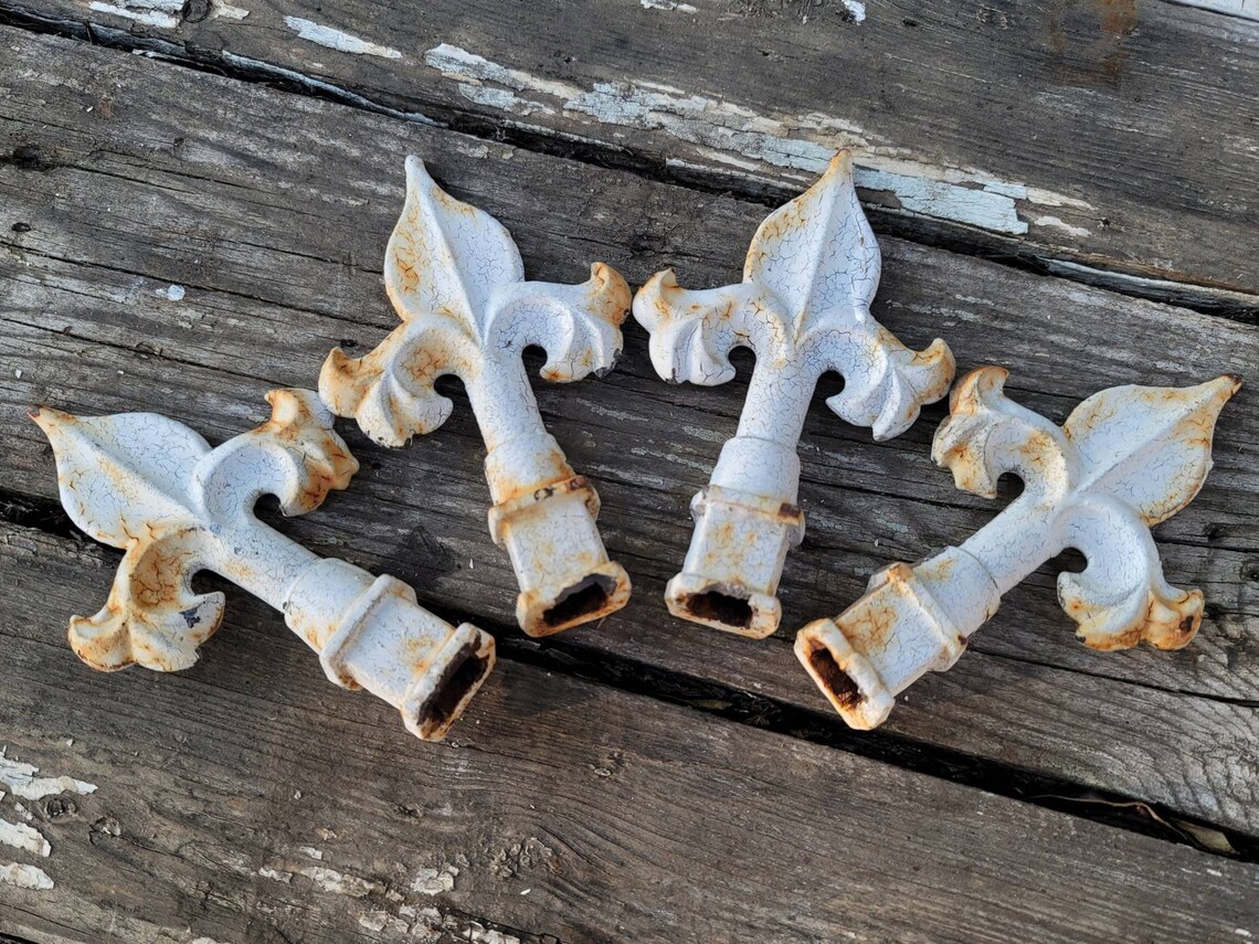 Set of 4 Rusty White Chippy Paint Cast Iron Fence Finials | Etsy