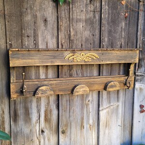 Rustic Distressed Wood Pallet Coat Rack and Hat Rack - Etsy