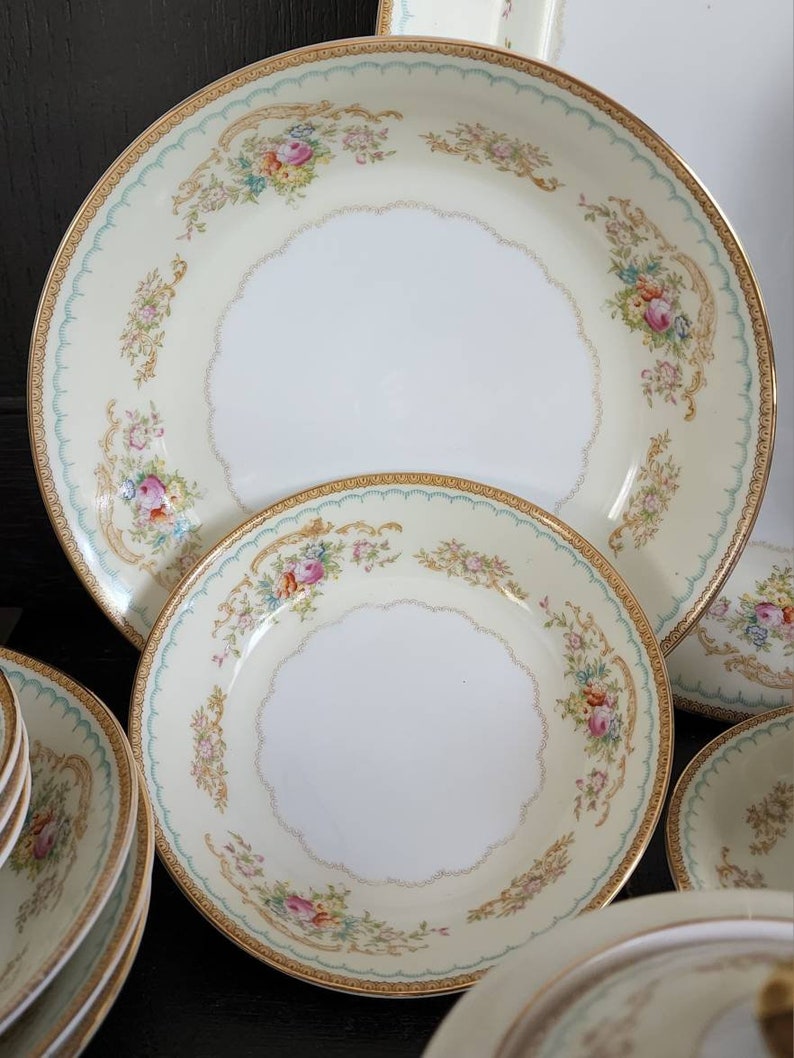 Vintage 27 Piece Meito China Dinnerware Set in Beverly Pattern - Etsy