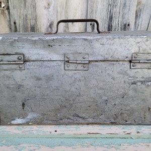 Vintage Distressed Silver Toolbox With Rusty Handle | Rustic Storage ...
