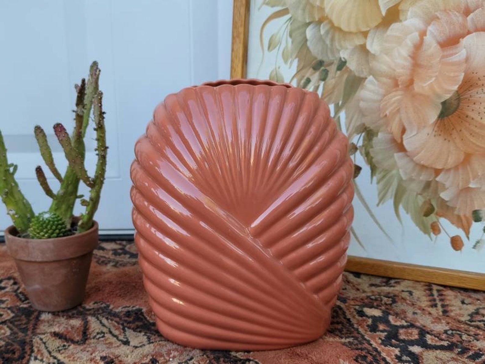 80s Mauve Vase With Draped Pattern and Scalloped Edges - Etsy