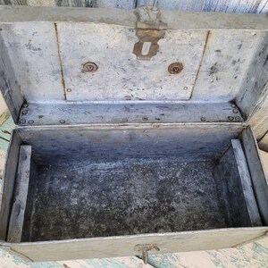 Vintage Distressed Silver Toolbox With Rusty Handle | Rustic Storage ...