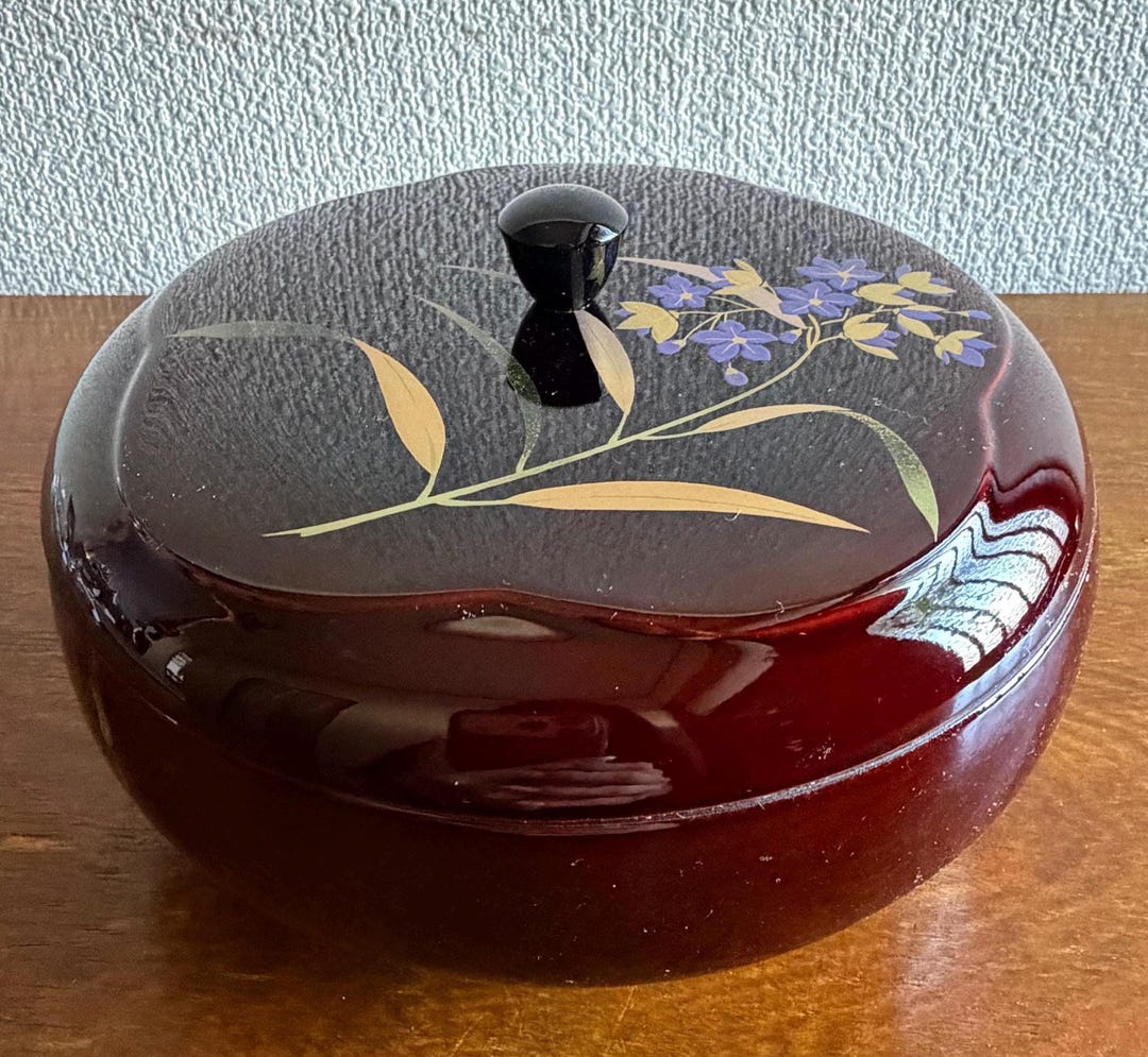 Japanese Traditional Aizu Lacquerware Candy Bowl With Floral Maki-e ...
