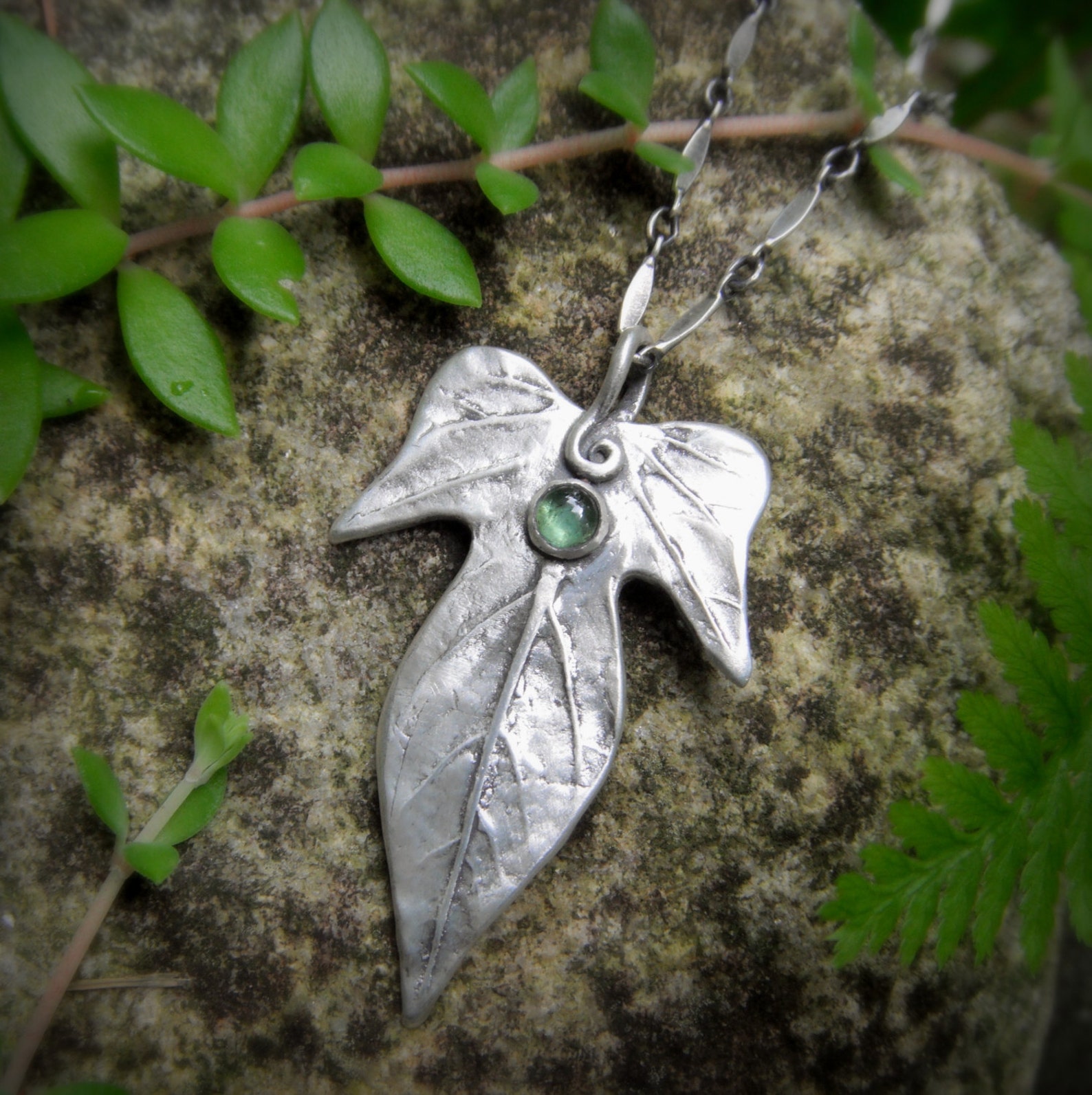 Elven Leaf Necklace With Peridot Made With a Real Leaf - Etsy