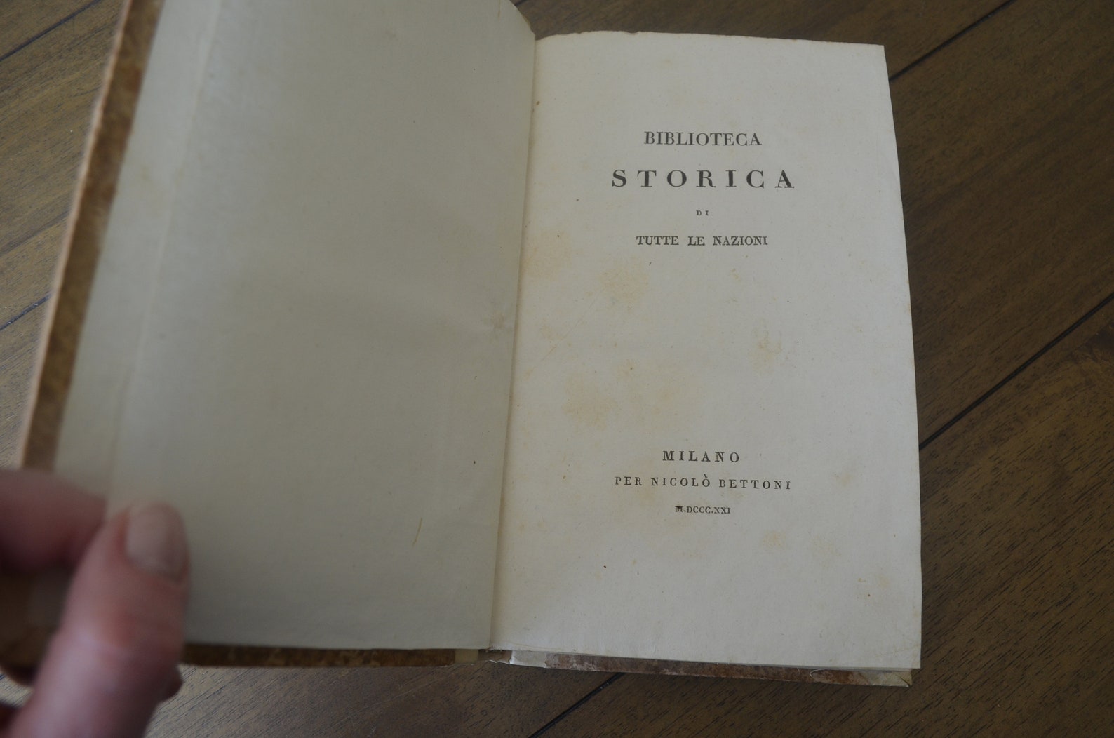 1821 Vellum Book, Italian -- History of the Late War Between the United ...