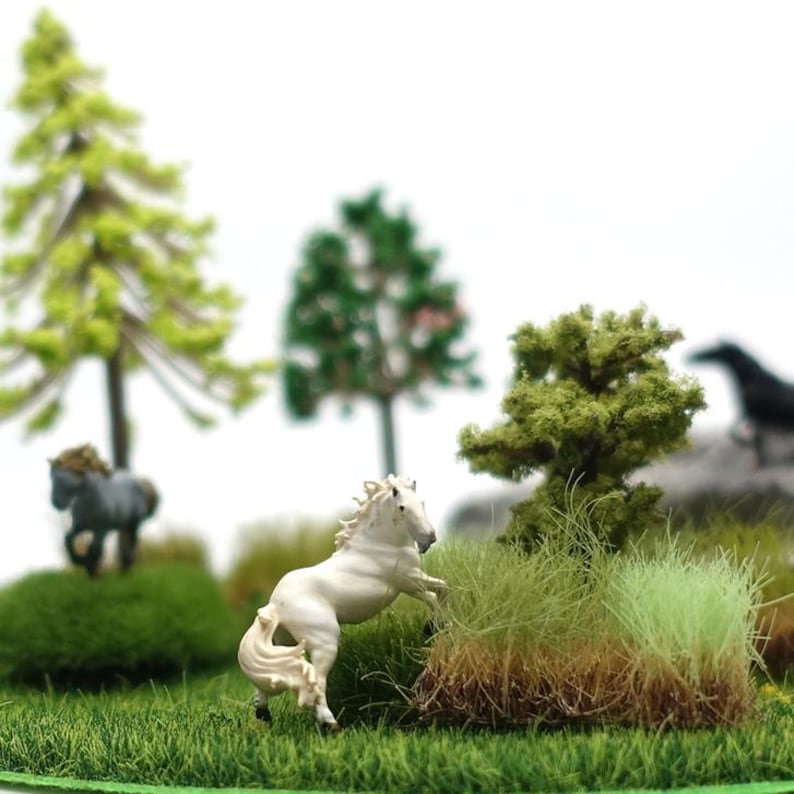 1:87 Scale Hand Painted Horse Miniatures Set of 5 for HO Diorama Scenes ...