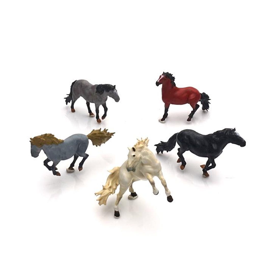 1:87 Scale Hand Painted Horse Miniatures Set of 5 for HO Diorama Scenes ...