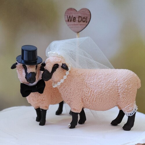Sheep-lamb-whimsical-woodland-wedding-cake - Etsy