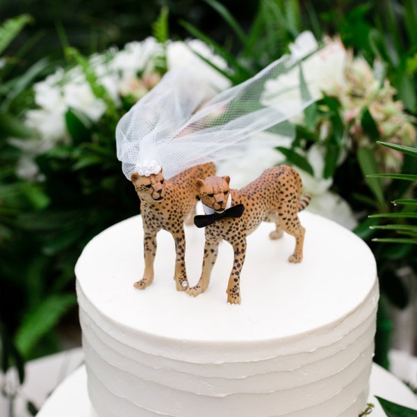 Cheetah Cake Topper - Etsy