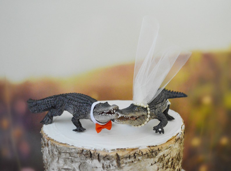 Alligator Wedding Cake Topper Florida Gators UF Bride and Groom Reptile ...