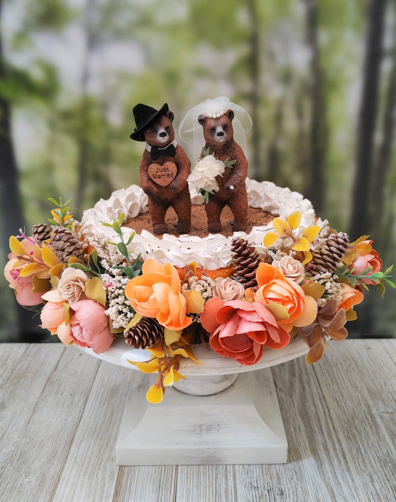 Brown Bear Grizzly Bear Fall Themed Wedding Cake Topper - Etsy
