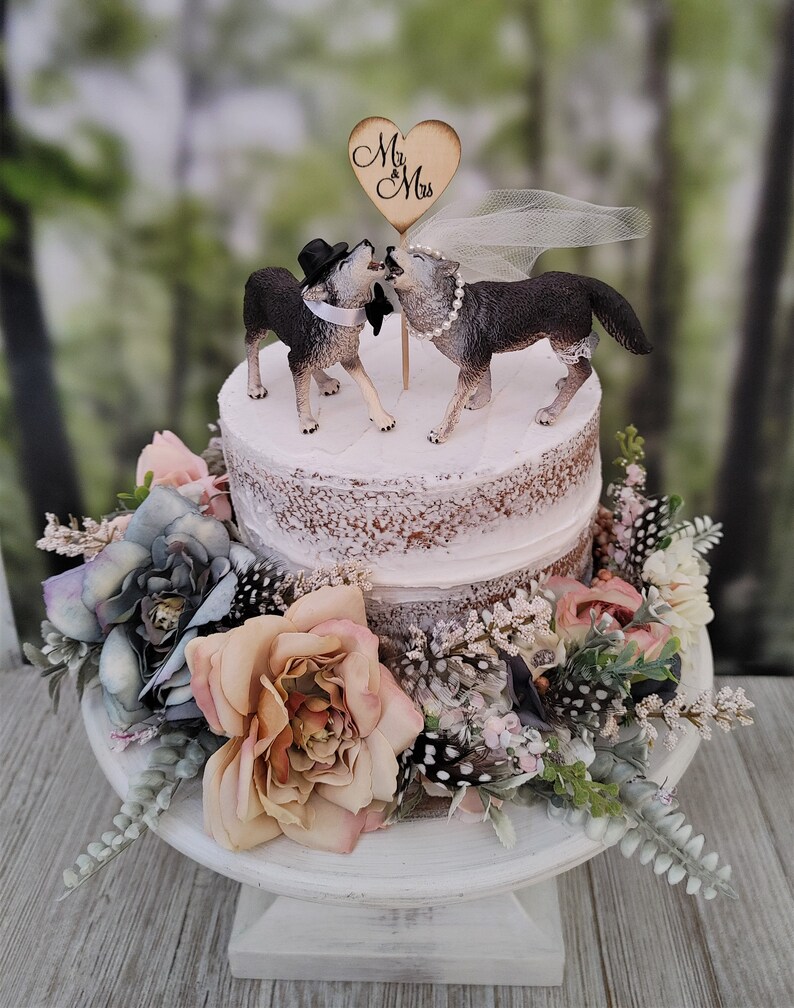 Wolf Wedding Cake Topper Howling Wolf Native American Themed Bride and ...