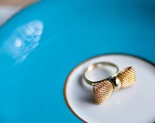 Items similar to Golden Tiny mesh Bow RING adjustable by Pardes israel ...