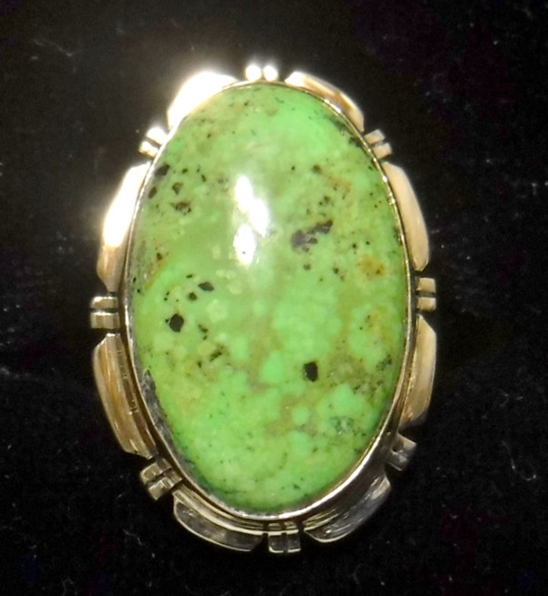 Rare Natural Gaspeite Ring Set in 14K Gold #1329-L - Etsy
