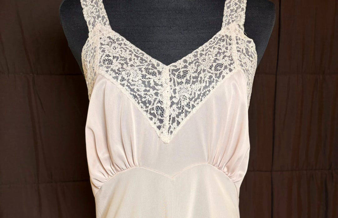 Vintage Pink Carter’s Dupont Nightgown Slip | Lace Trim | Soft Pastel ...
