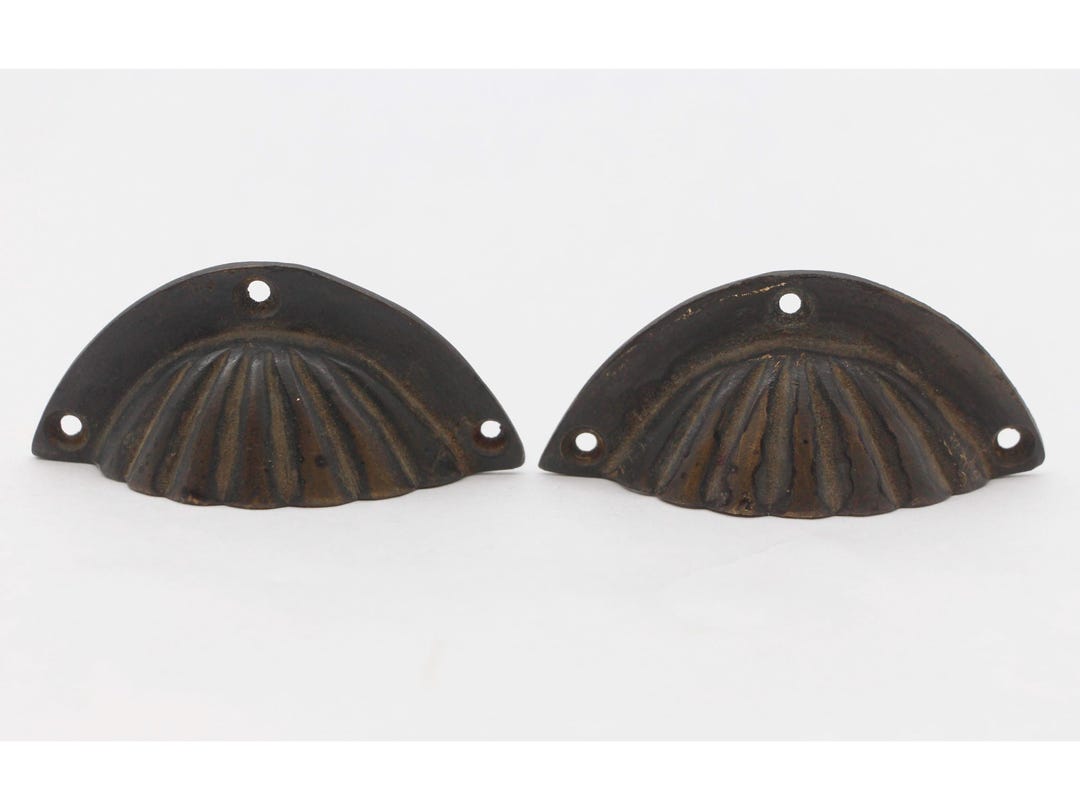 Pair of Antique 3 In. Scallop Cast Iron Bin Drawer Pulls - Etsy